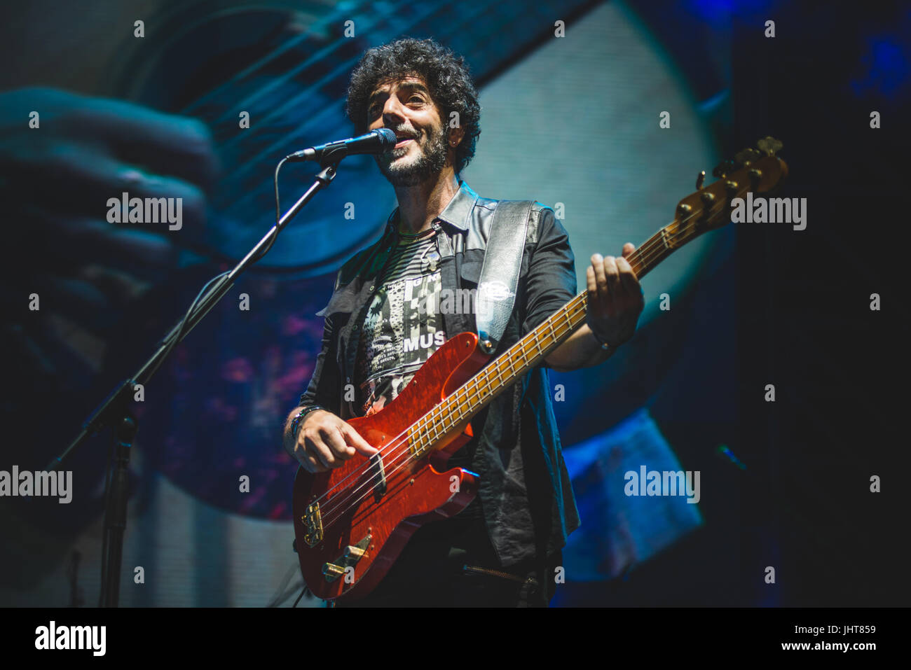 Carmen consoli mic hi-res stock photography and images - Alamy