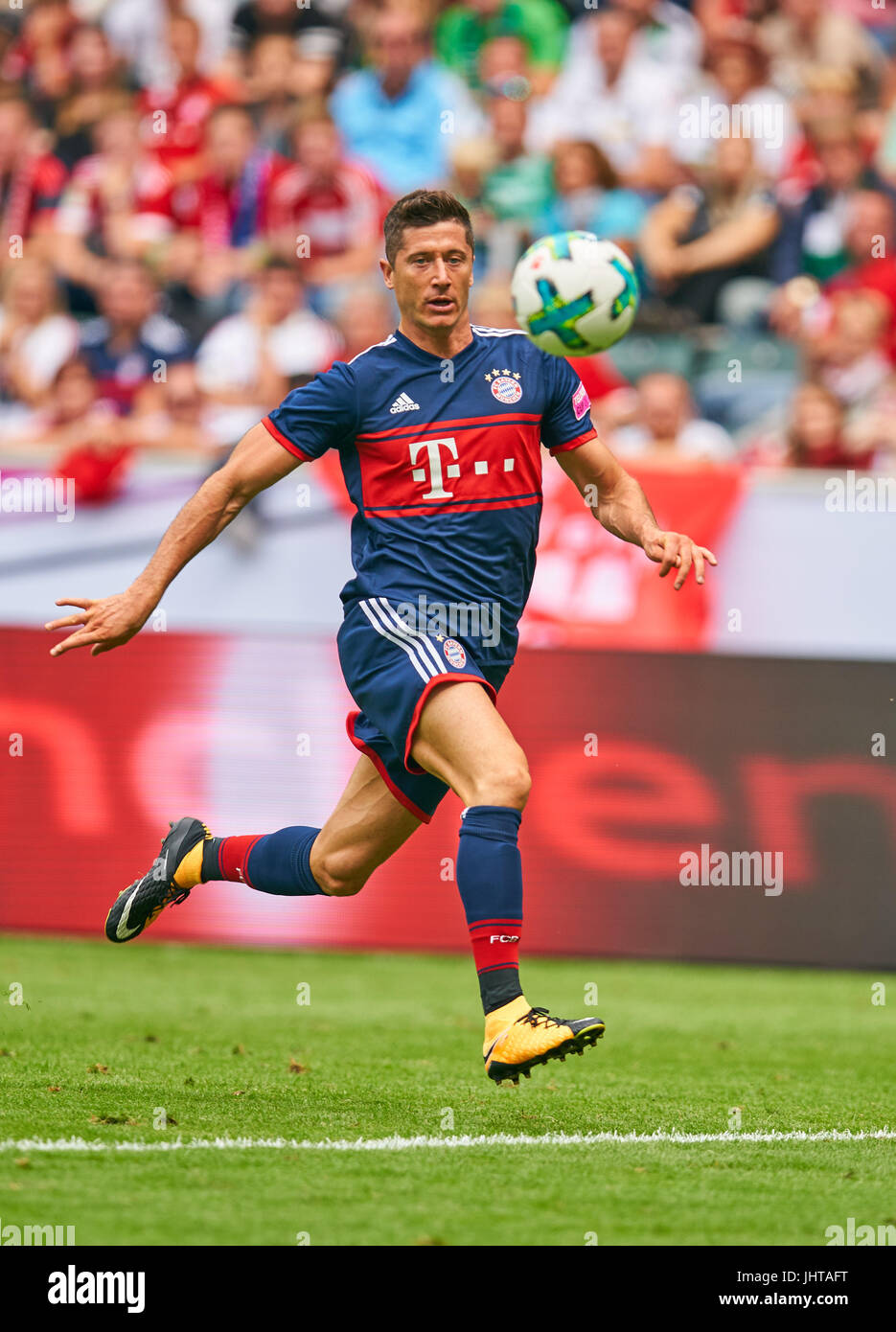 Moenchengladbach, Germany. 15th July, 2017. Robert LEWANDOWSKI, FCB ...