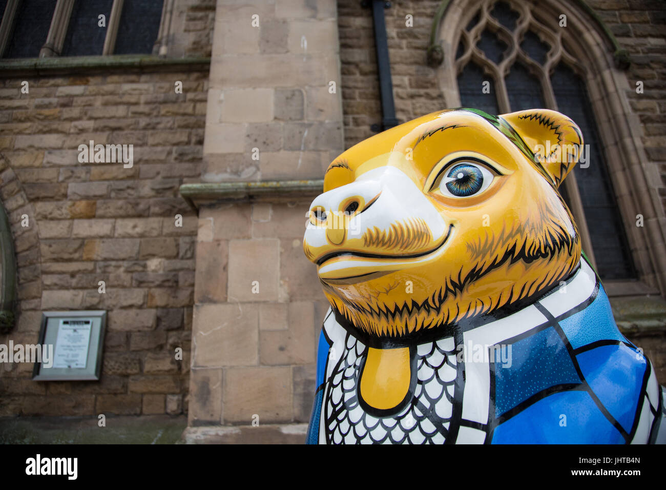Wok big sleuth hi-res stock photography and images - Alamy