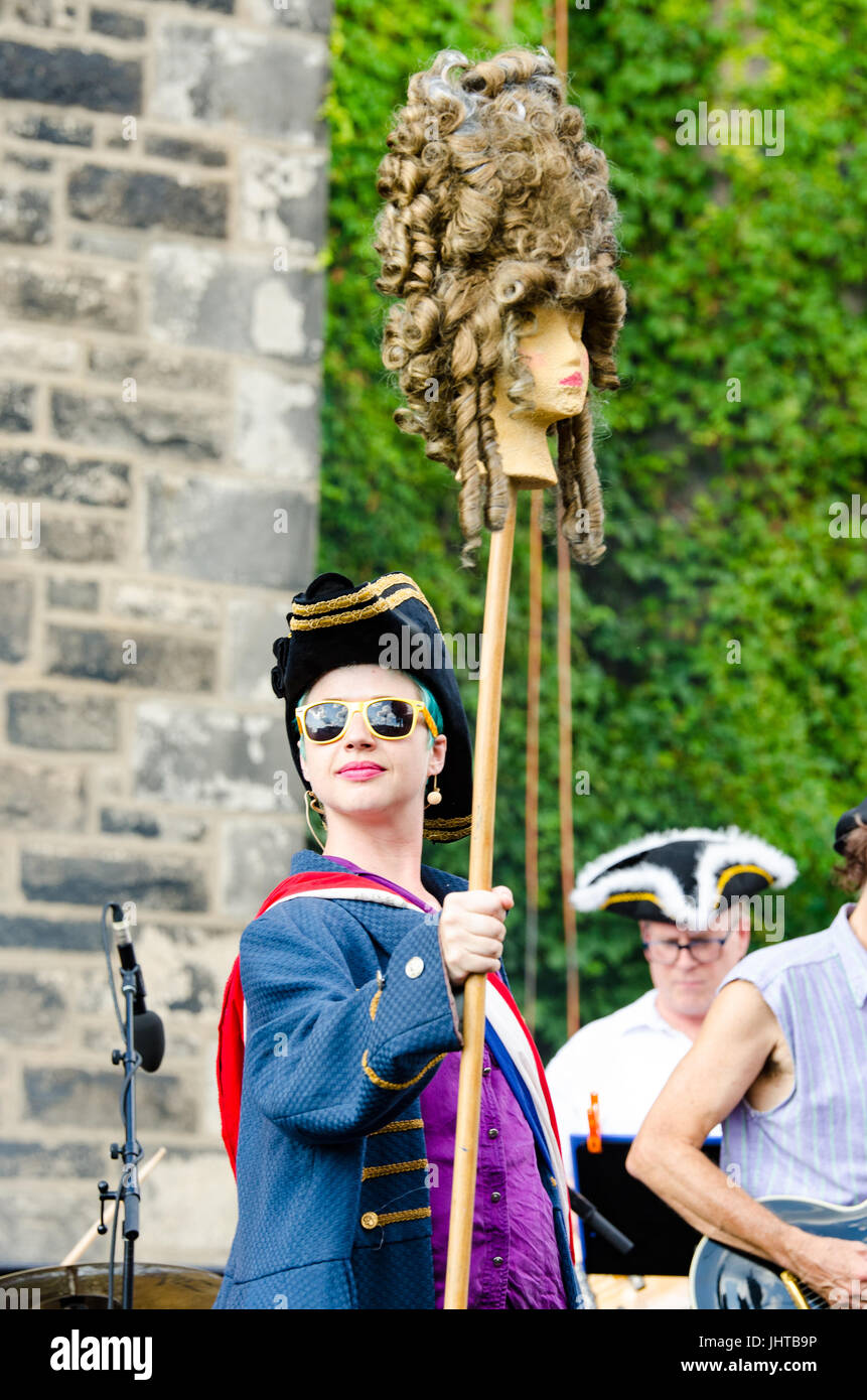 Ladies of philadelphia revolution hi-res stock photography and images ...