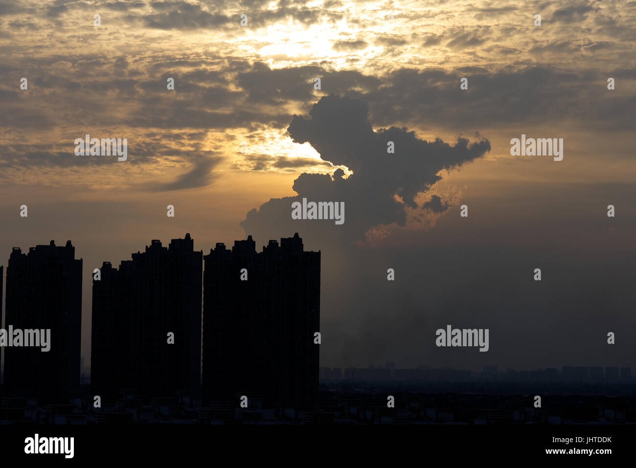 A beautiful sunset from Shanghai China Stock Photo - Alamy