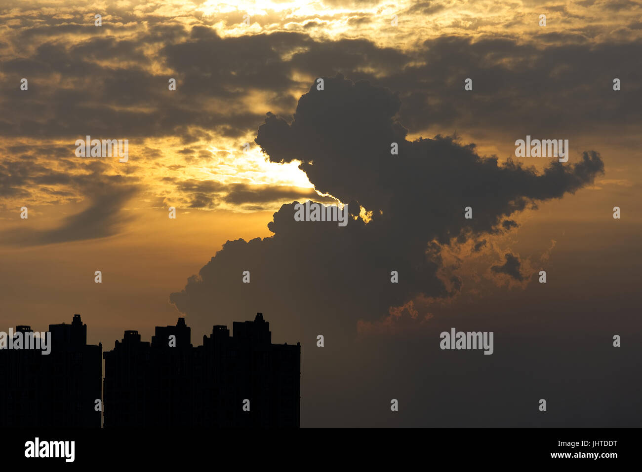 A beautiful sunset from Shanghai China Stock Photo - Alamy