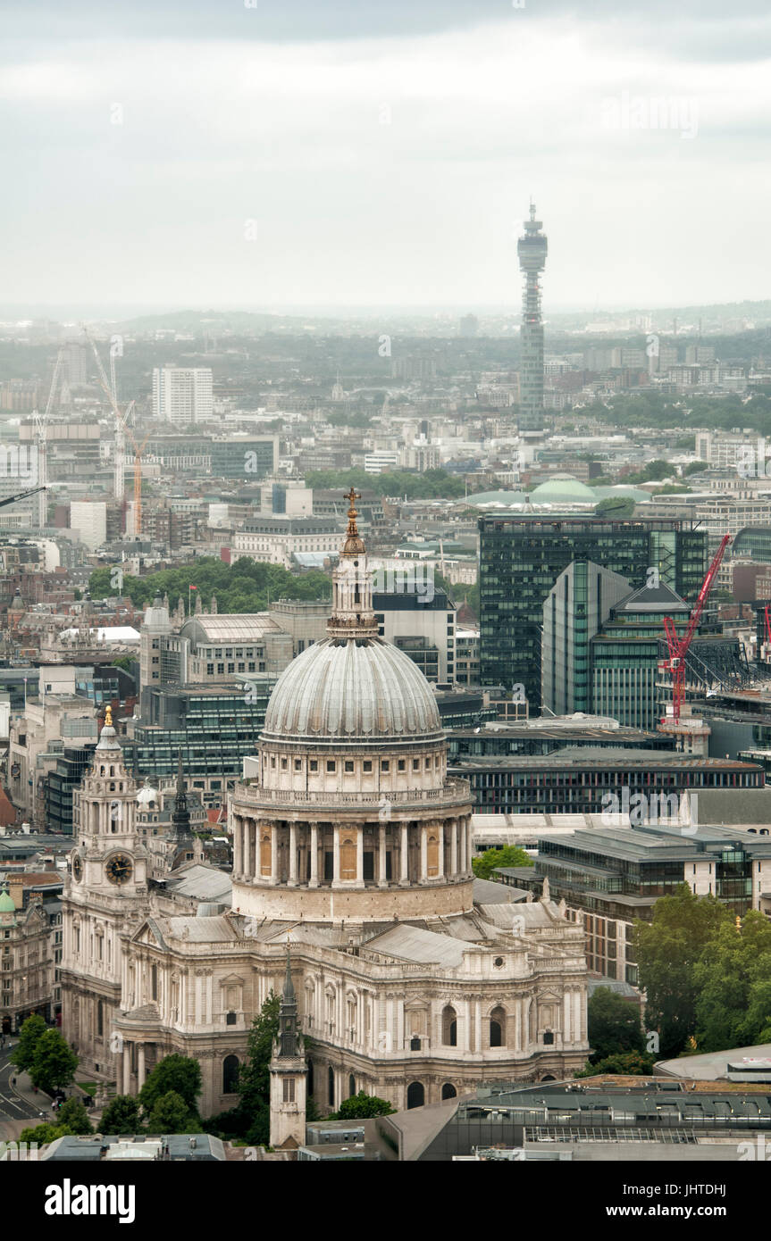 view across west London and St Paul's Cathedral from above Stock Photo ...