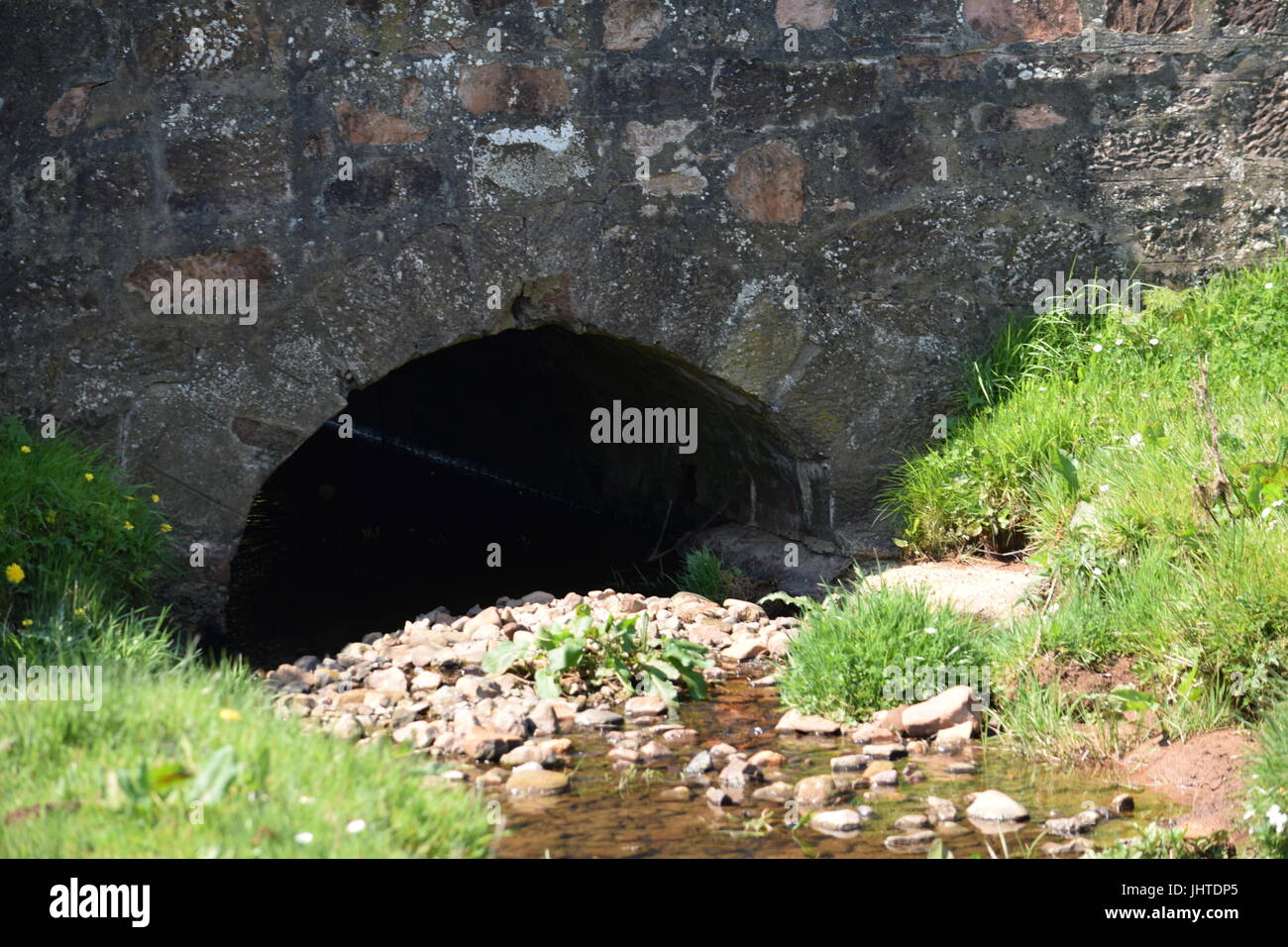Arch culvert hi-res stock photography and images - Alamy