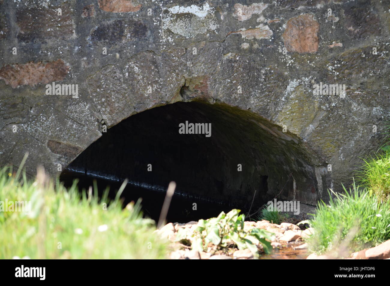 Arch culvert hi-res stock photography and images - Alamy