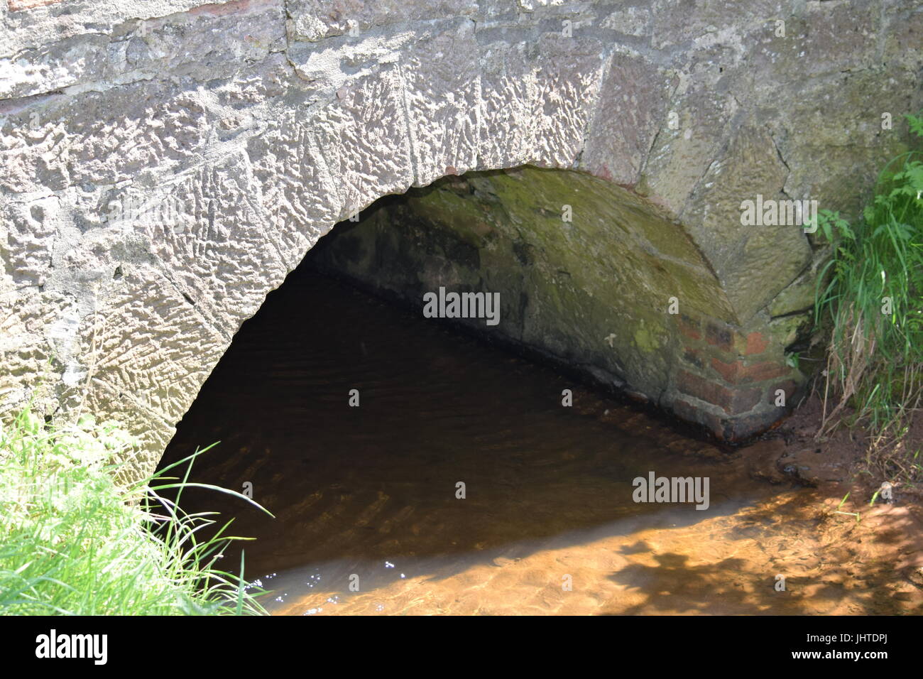 Arch culvert hi-res stock photography and images - Alamy