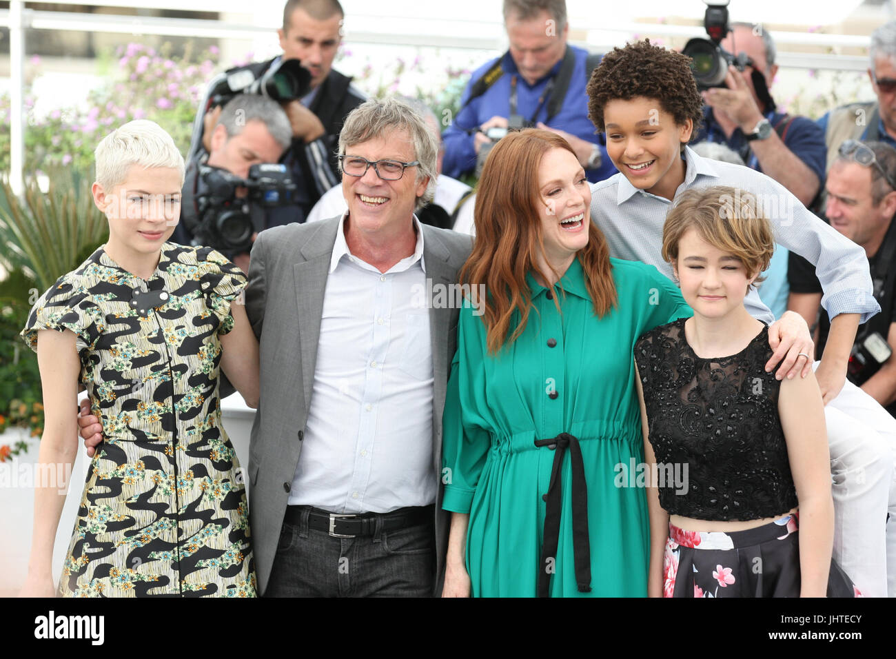 Millicent Simmonds Julianne Moore High Resolution Stock Photography and Images - Alamy