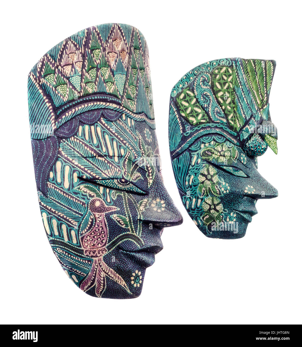 African masks hi-res stock photography and images - Alamy