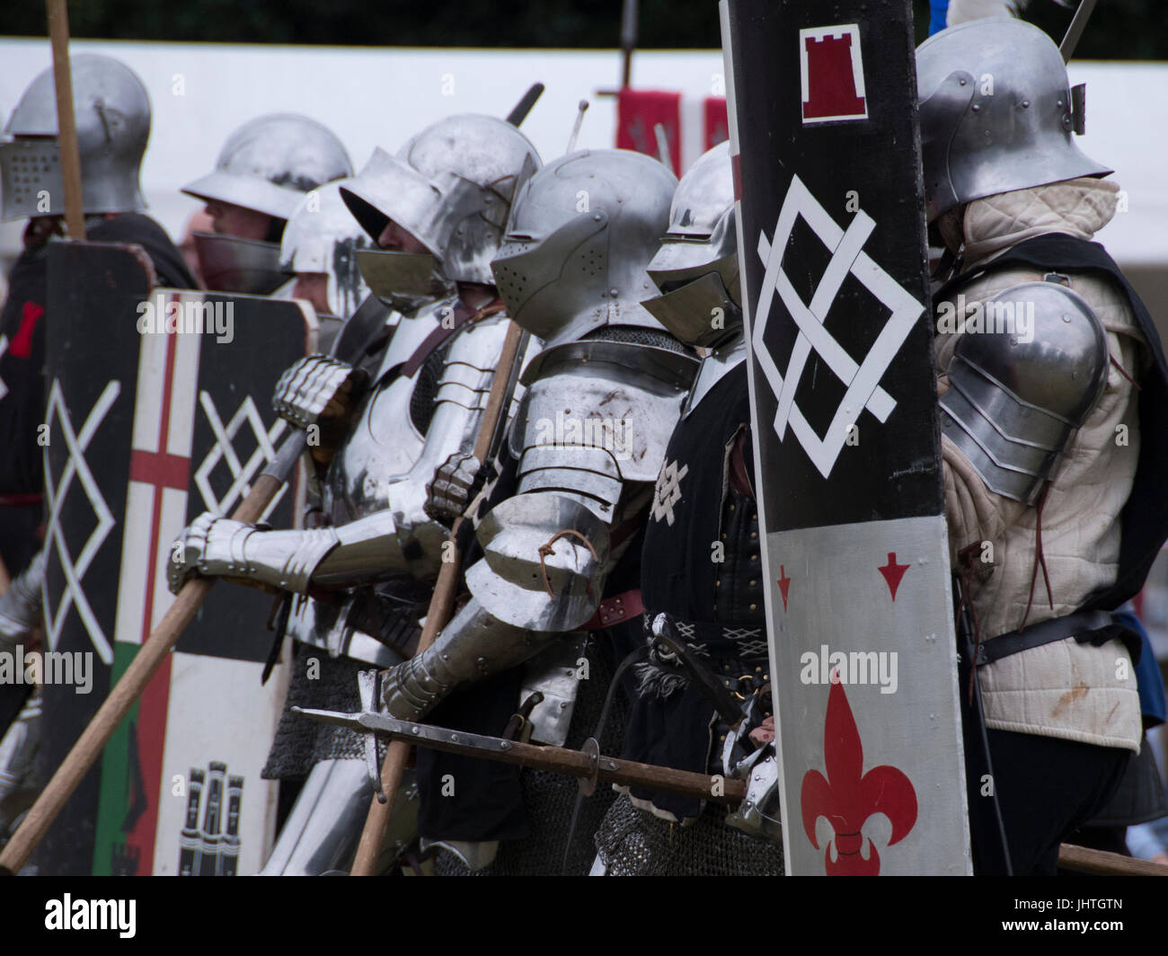 The Medieval Battle of Northampton and Tournament 2017 DELAPRE PARK ...