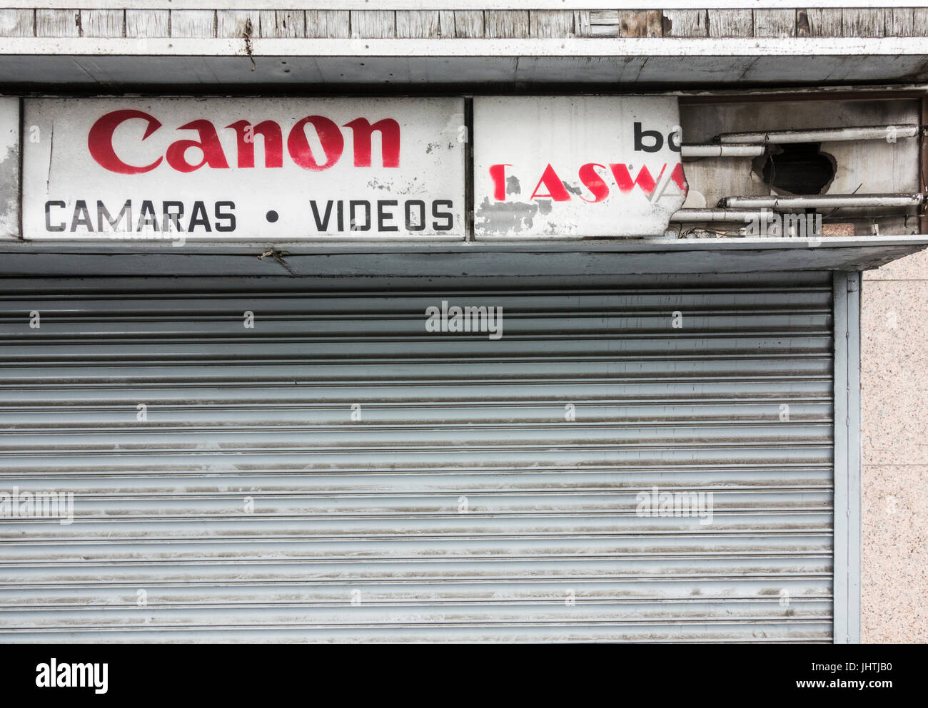 Broken store sign hi-res stock photography and images - Alamy