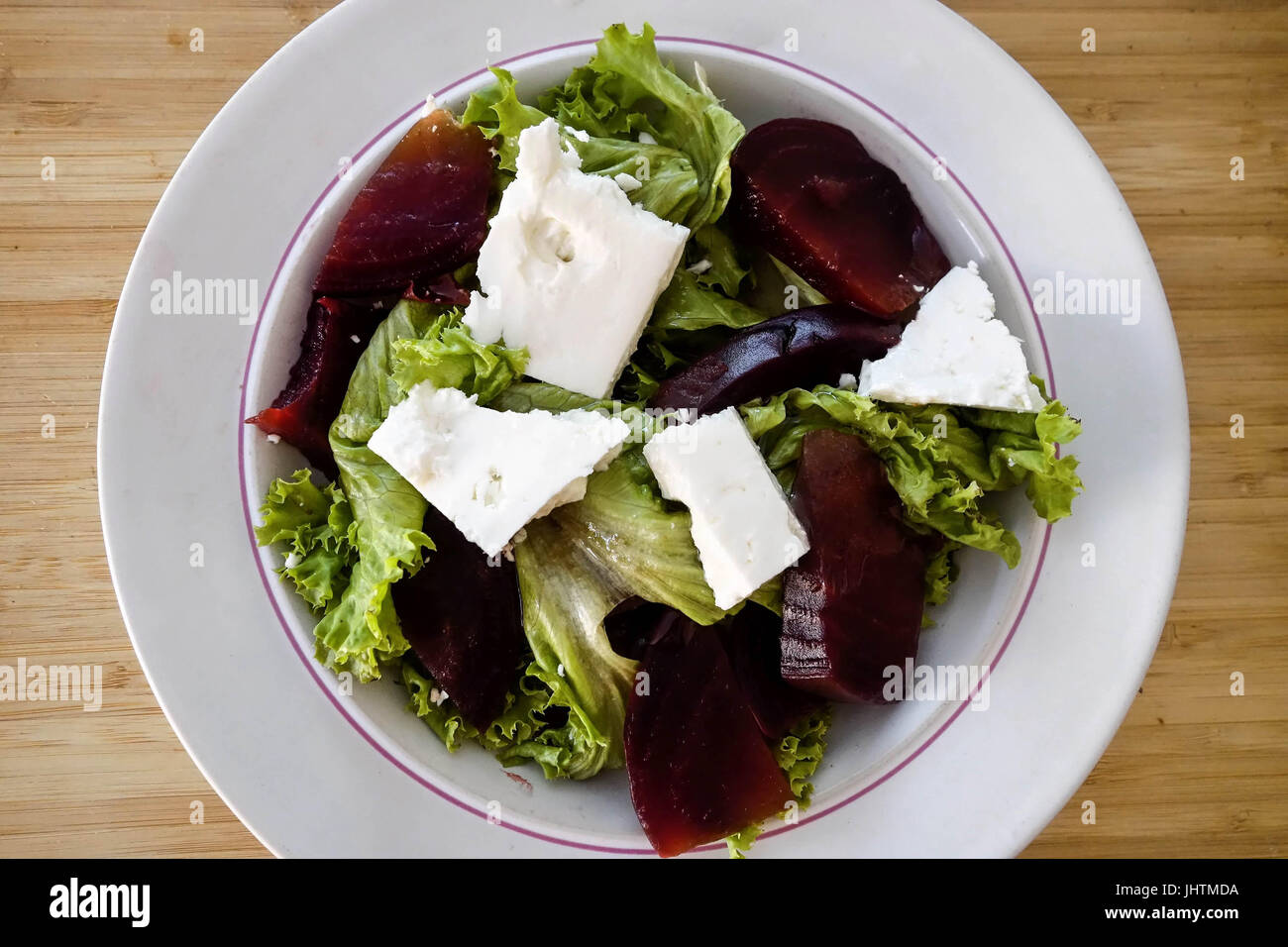 Batavia Lettuce, Beetroot and Feta Cheese Salad Stock Photo - Alamy