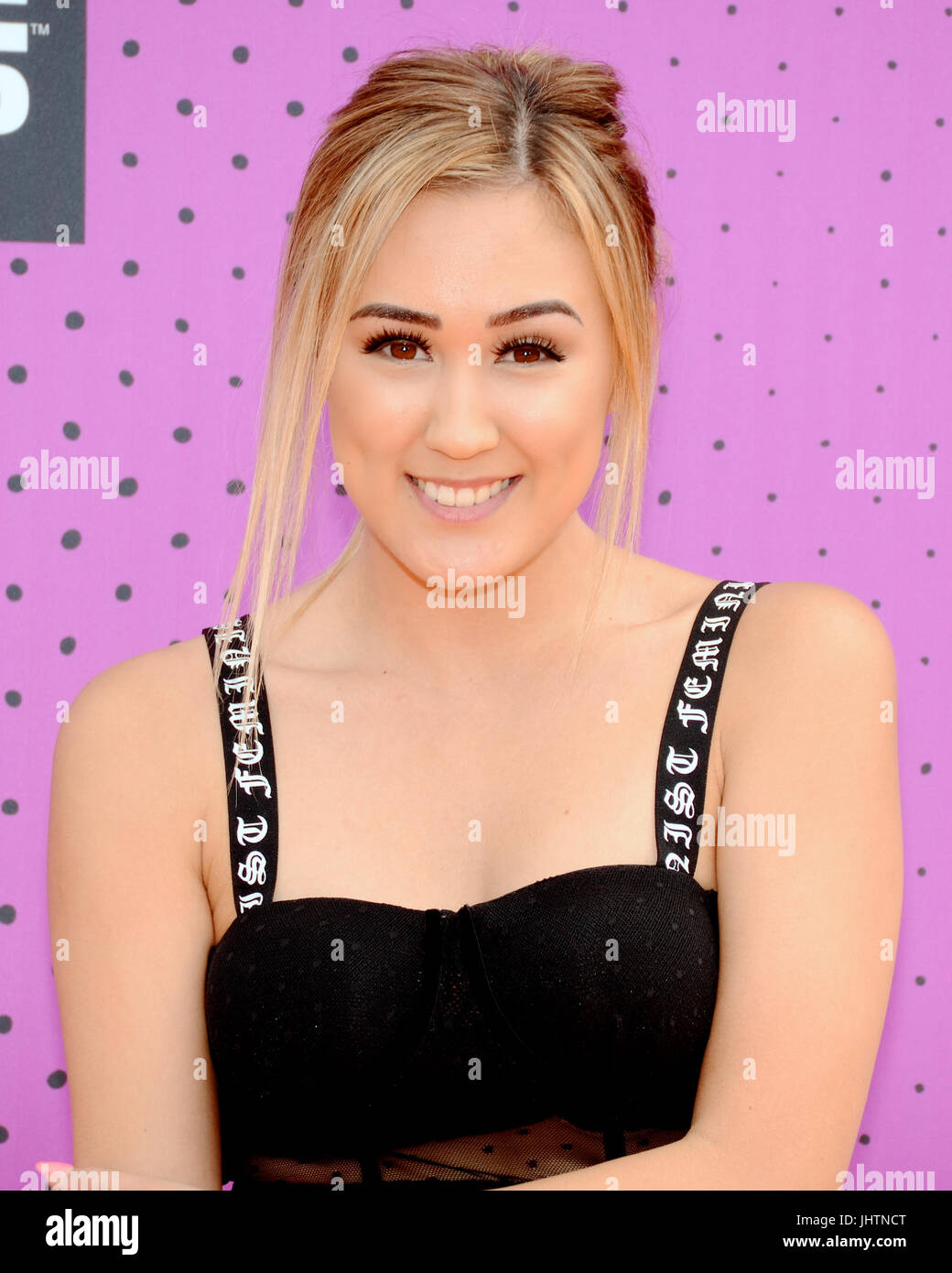 Lauren Riihimaki attends 2017 Nickelodeon Kids' Choice Sports Awards ...