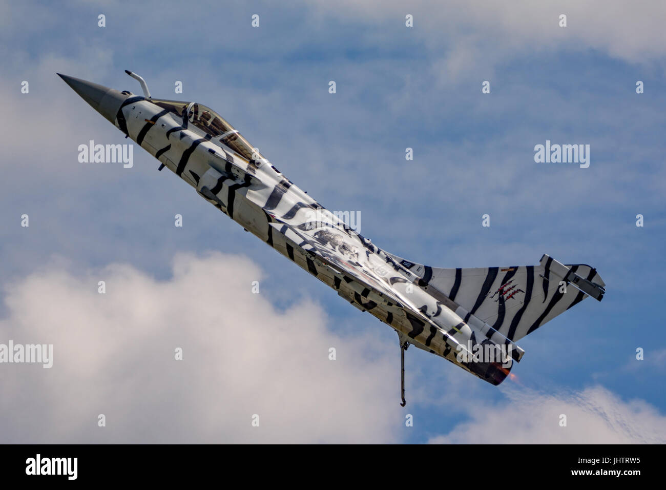 Rafale refueling hi-res stock photography and images - Alamy