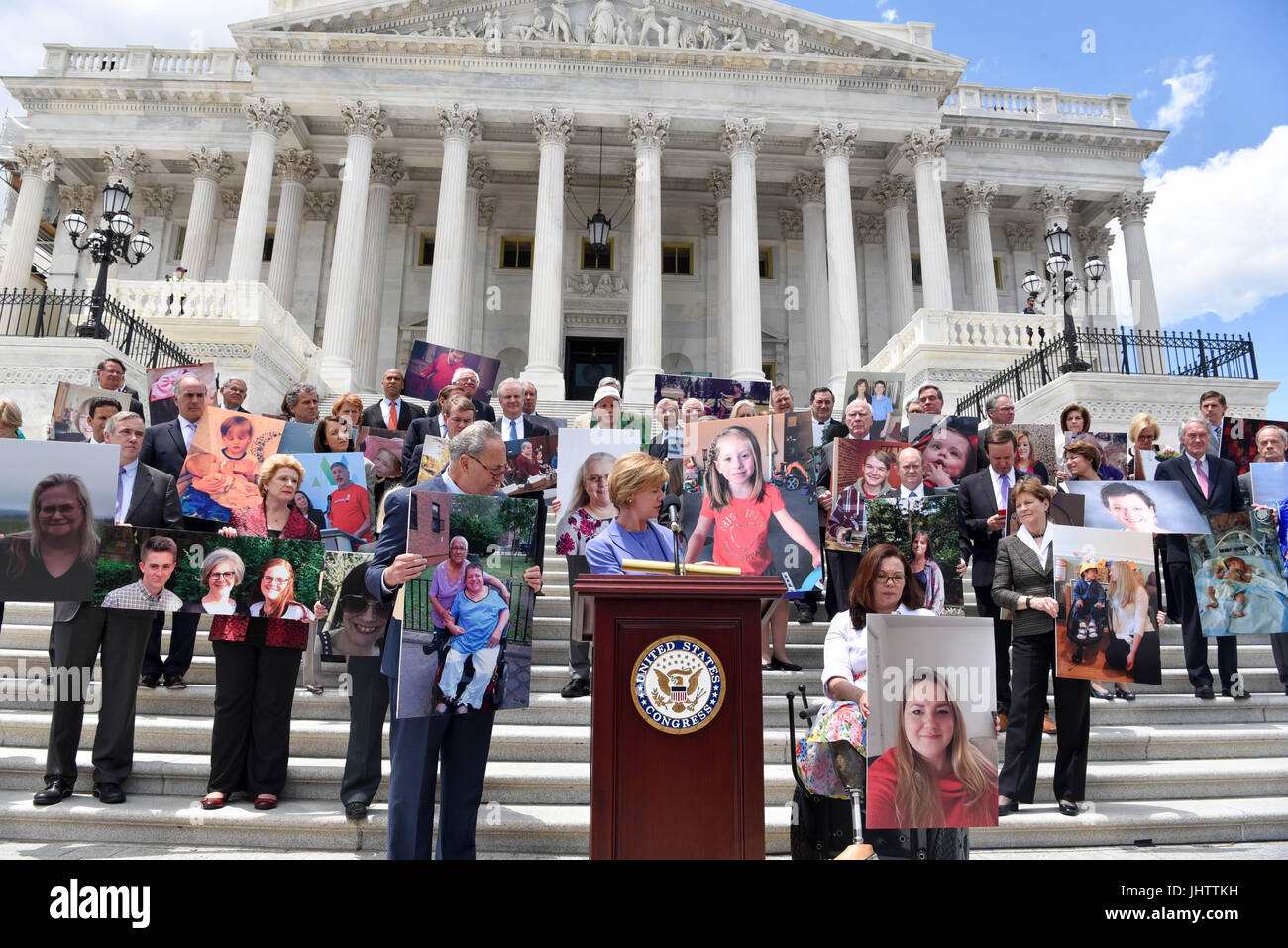 Senator tammy baldwin of wisconsin hi-res stock photography and images ...