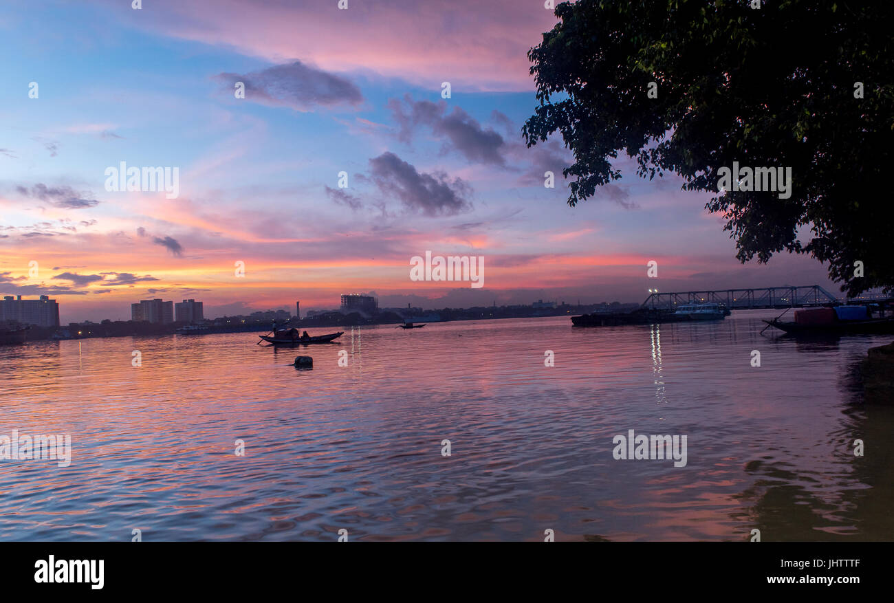 Prinsep ghat sunset hi-res stock photography and images - Alamy