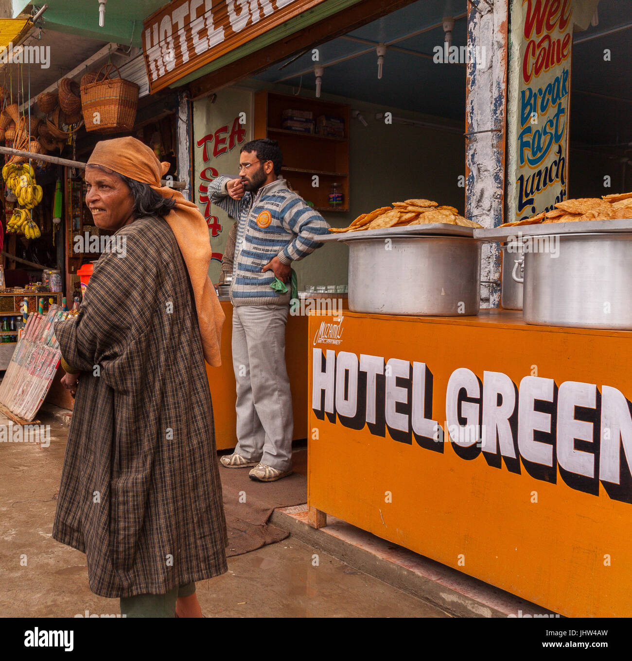 Row of Shops on Route 44 in Kashmir Stock Photo - Alamy