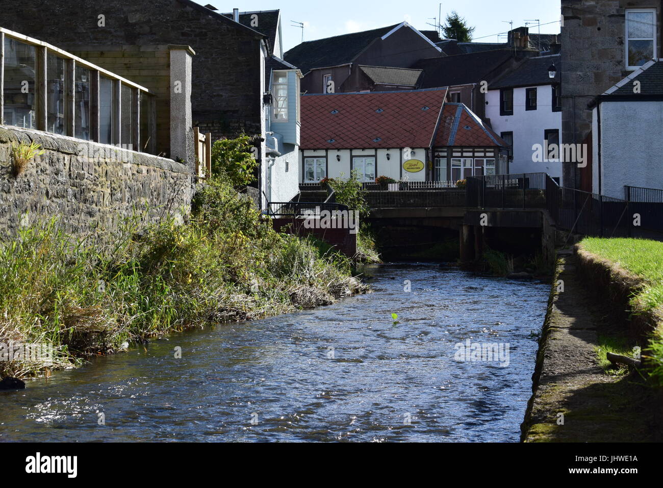 The river flowing through Strathaven Stock Photo - Alamy