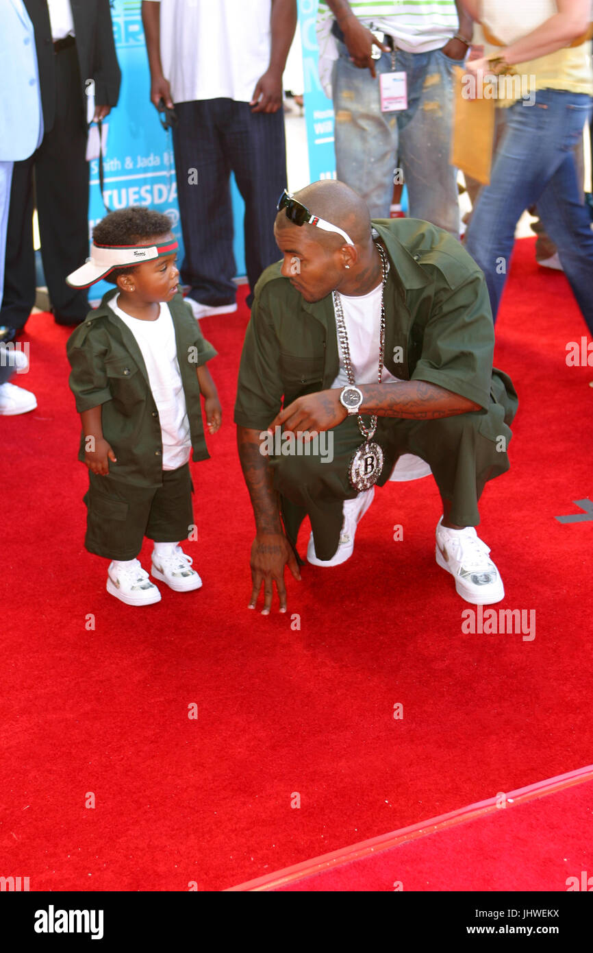 RAP ARTIST THE GAME AT 2005 BET AWARDS RED CARPET KODAK THEATRE LOS ...