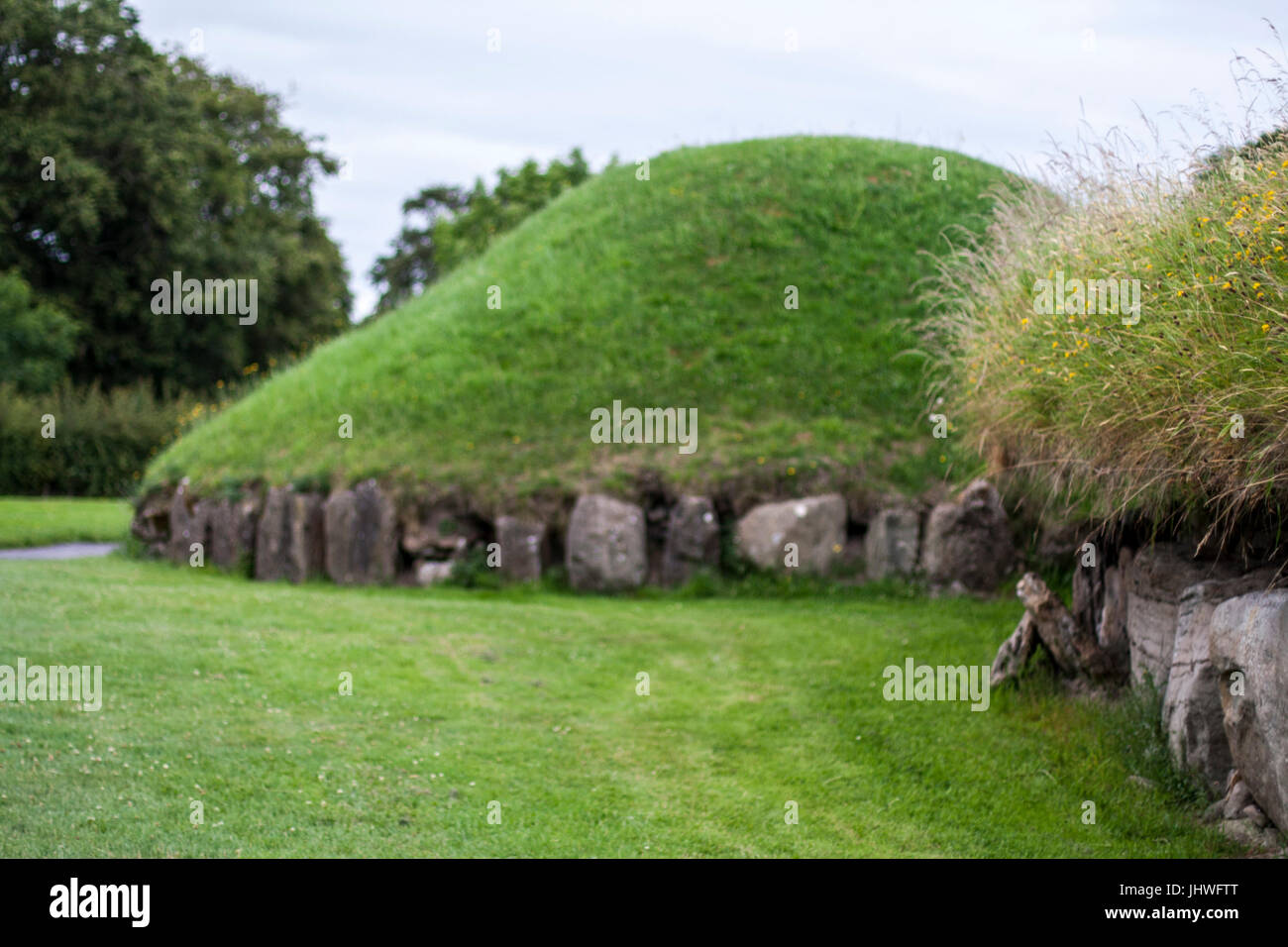 Mesolithic mound hi-res stock photography and images - Alamy