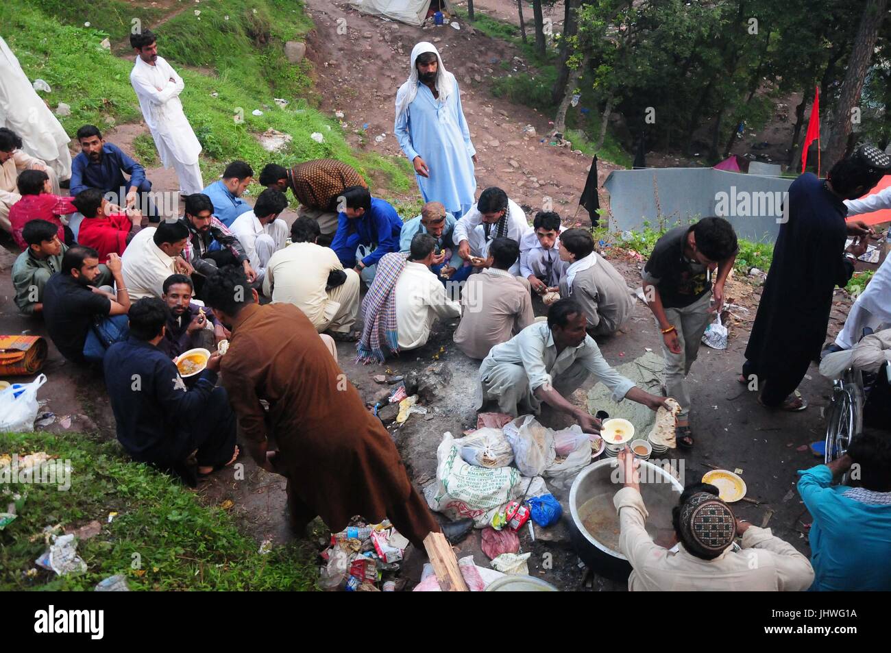 Devotees of Baba Laal Shah Qalander gather on the occasion of his ...