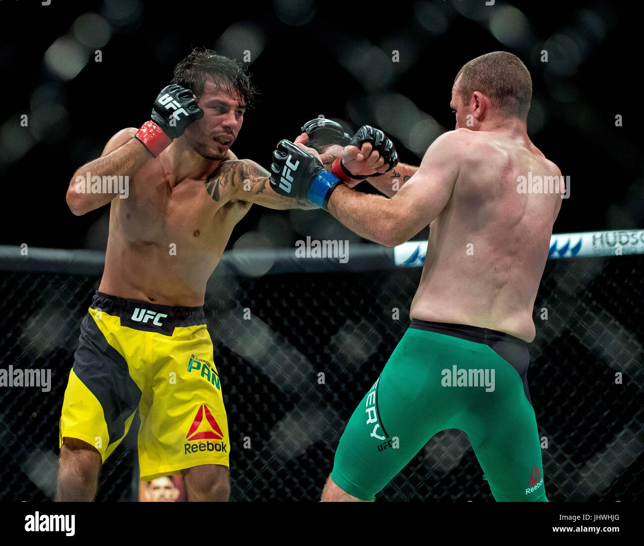 Alexandre pantoja yellow shorts hi-res stock photography and images - Alamy