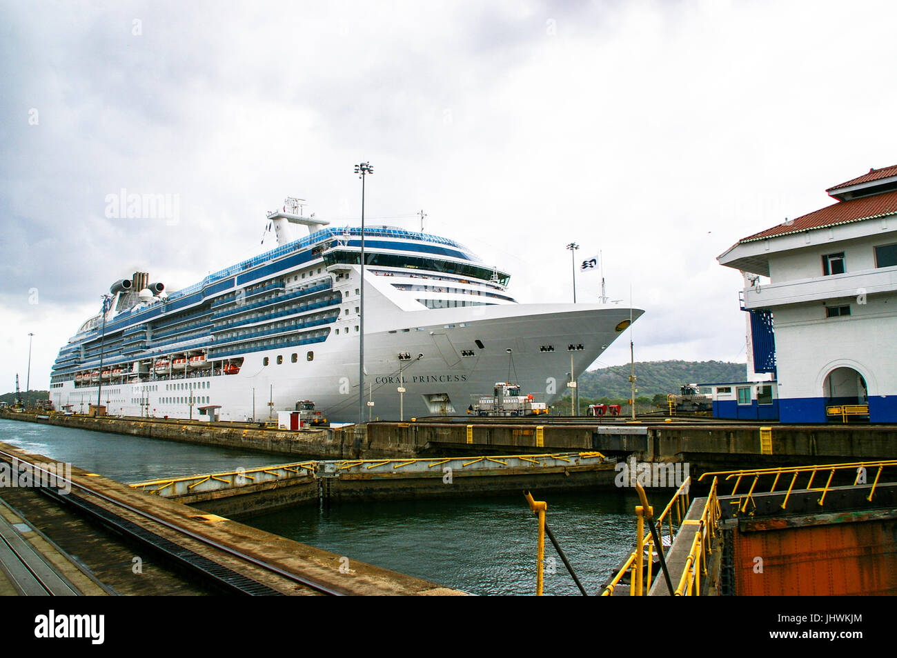Coral princess cruise hi-res stock photography and images - Alamy