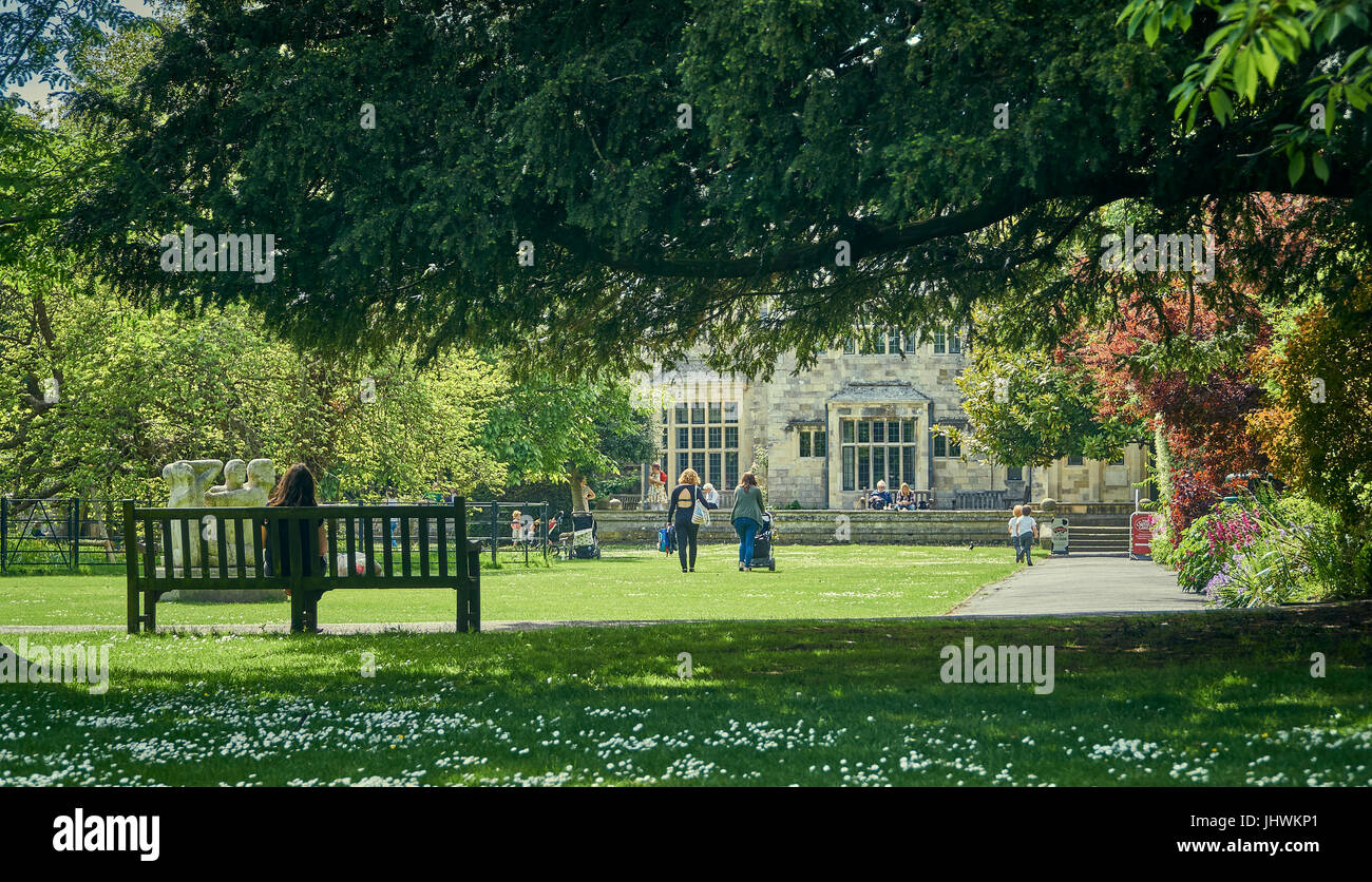 Grange gardens hi-res stock photography and images - Alamy
