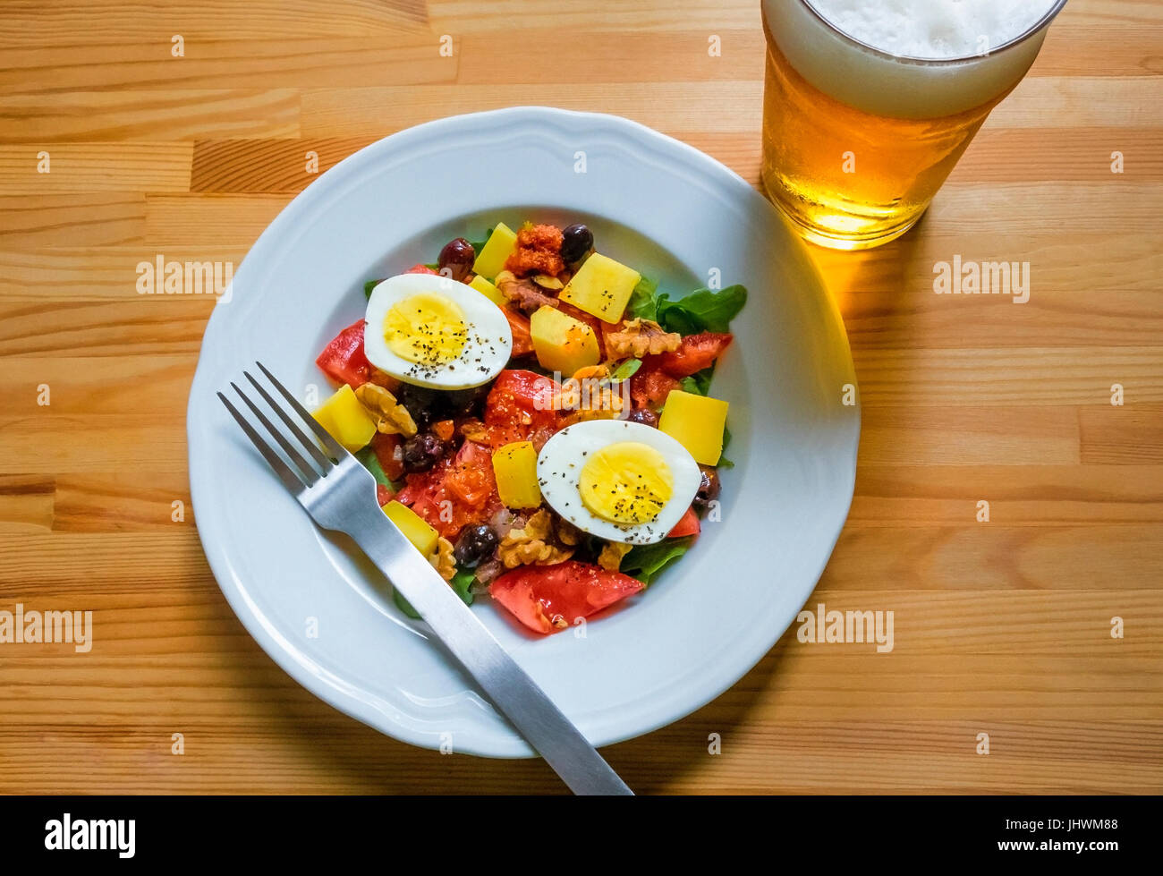 Cheddar chess hi-res stock photography and images - Alamy