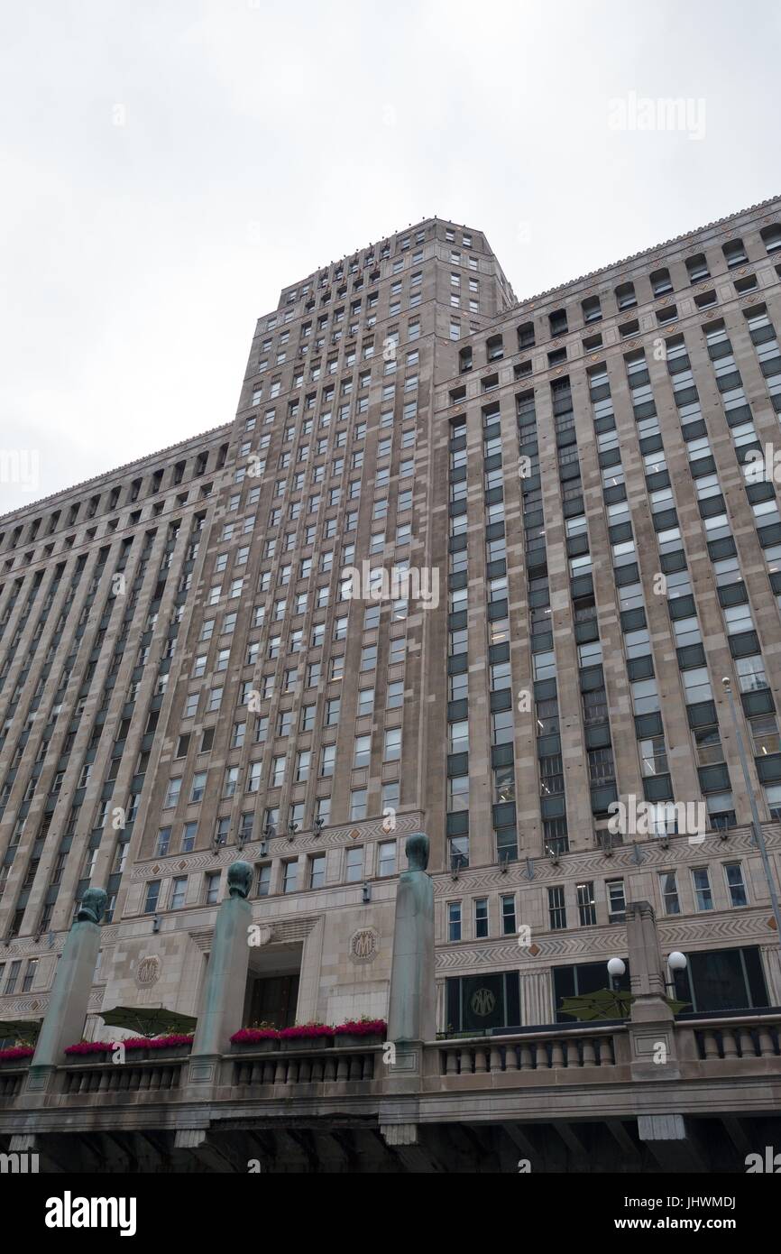 Usa illinois chicago merchandise mart hi-res stock photography and ...