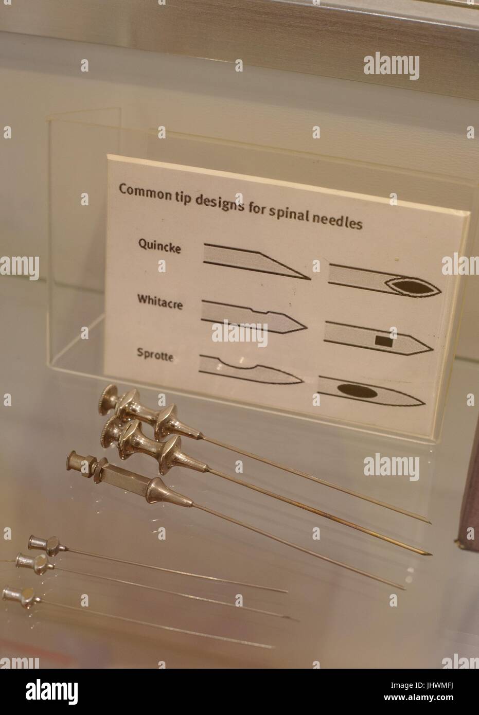 Surgical needles hi-res stock photography and images - Alamy