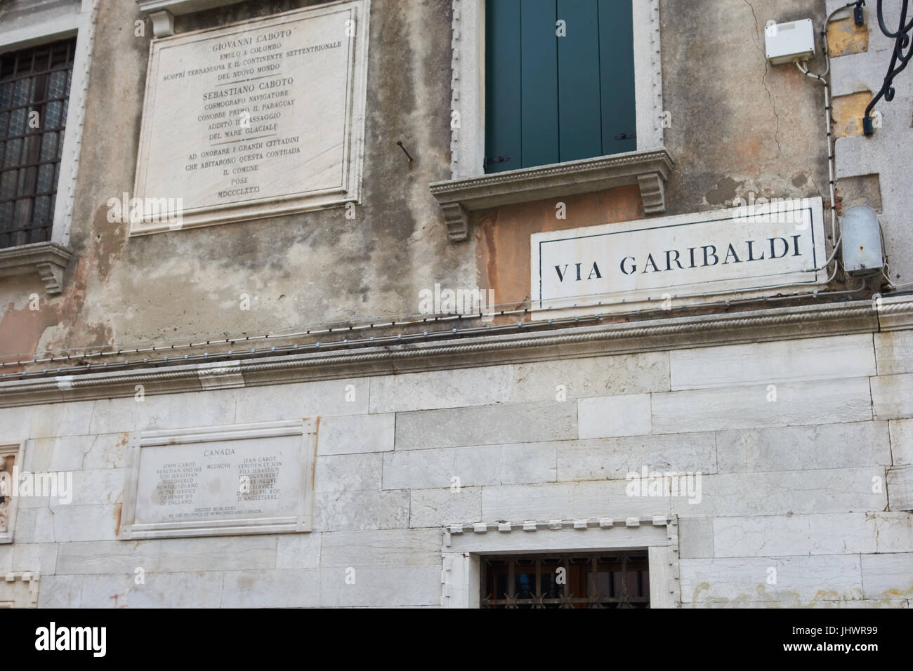 Sign on wall for Via Garibaldi. Venice. Italy Stock Photo - Alamy