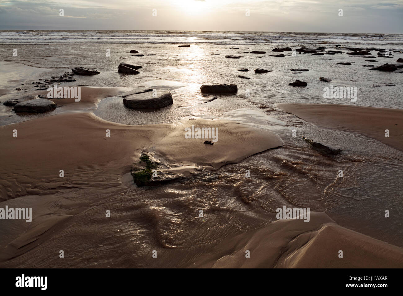 Reflection of sun off water hi-res stock photography and images - Alamy