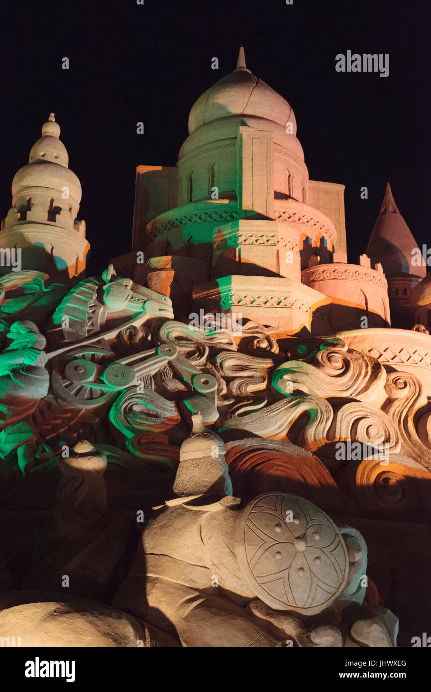 Arabian sculptures hi-res stock photography and images - Alamy