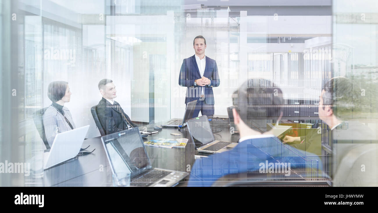 Corporate business team office meeting Stock Photo - Alamy