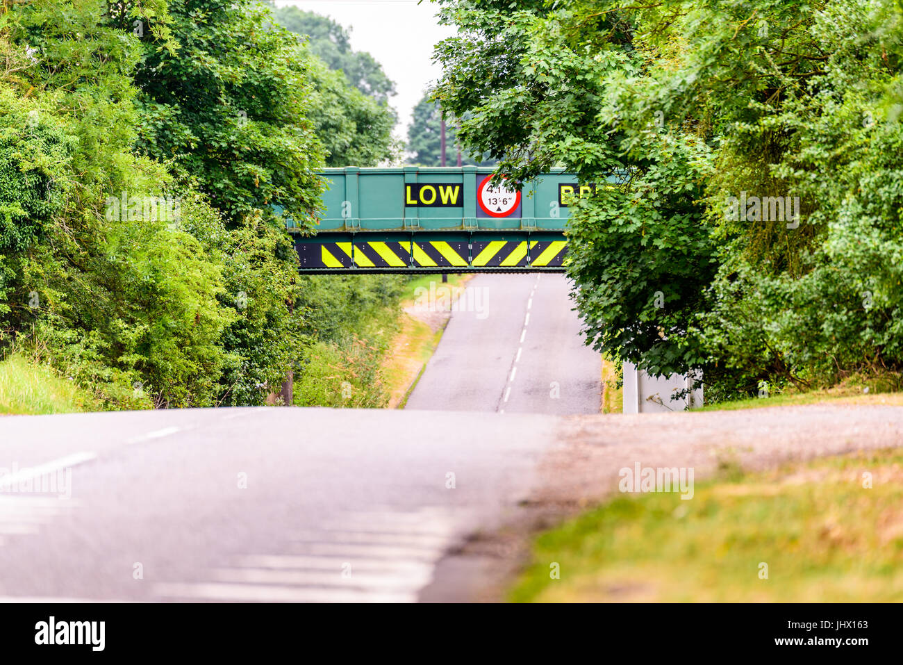Bridge Height Sign Uk High Resolution Stock Photography and Images - Alamy