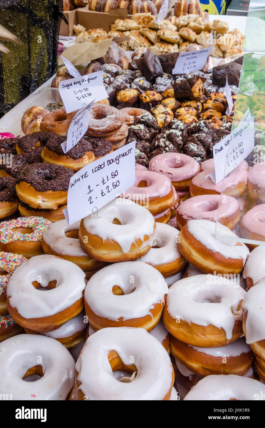 Doughnut stall doughnuts stall hi-res stock photography and images - Alamy