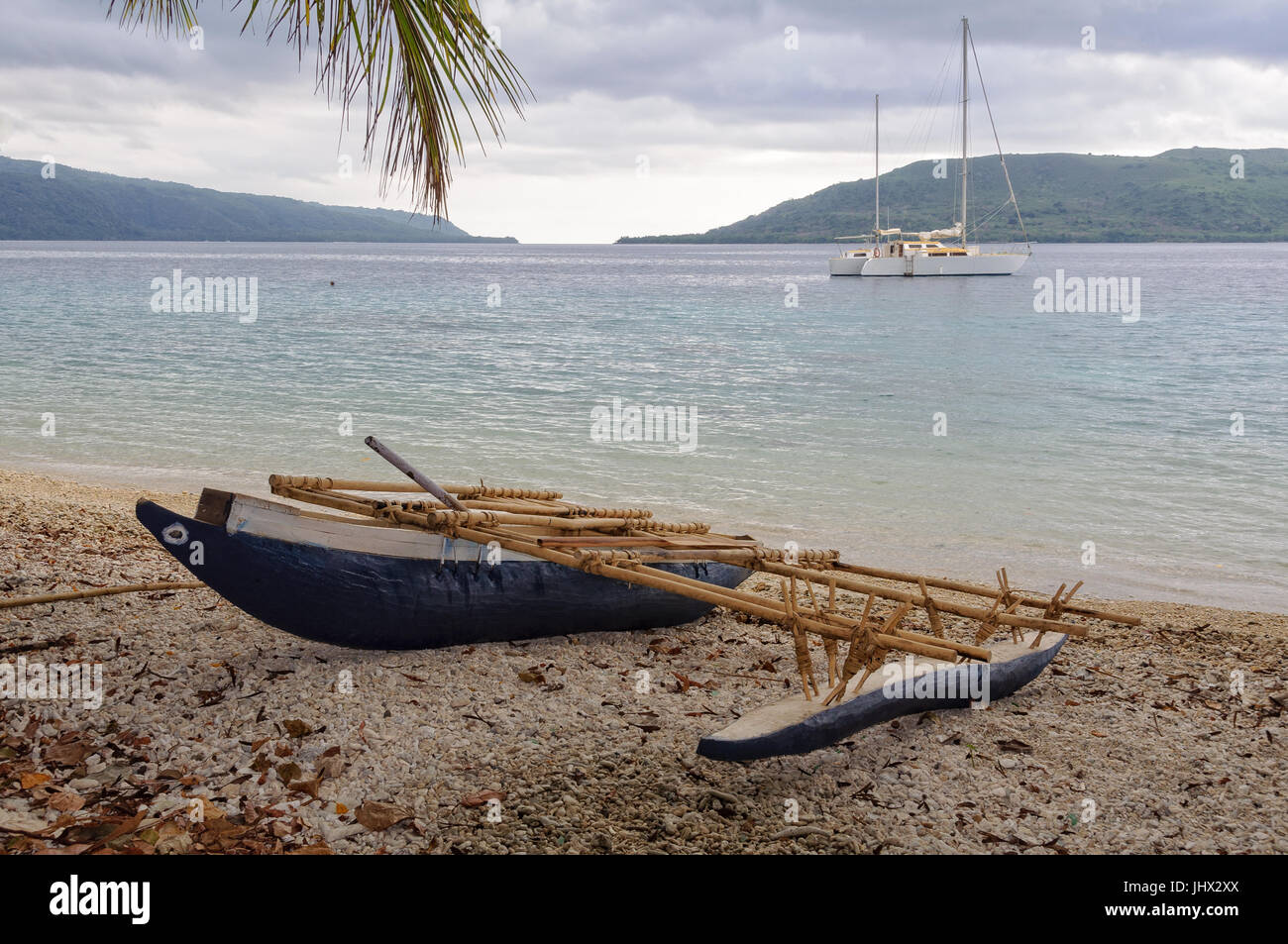 A typical outrigger canoe on Efate Island, Vanuatu Stock Photo - Alamy