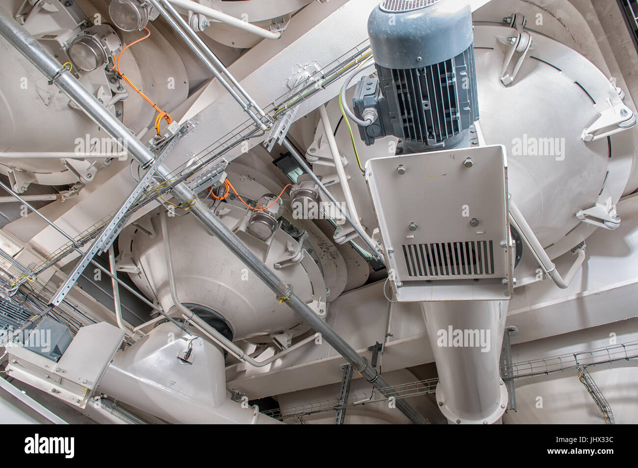 Feed production assembly line hi-res stock photography and images - Alamy