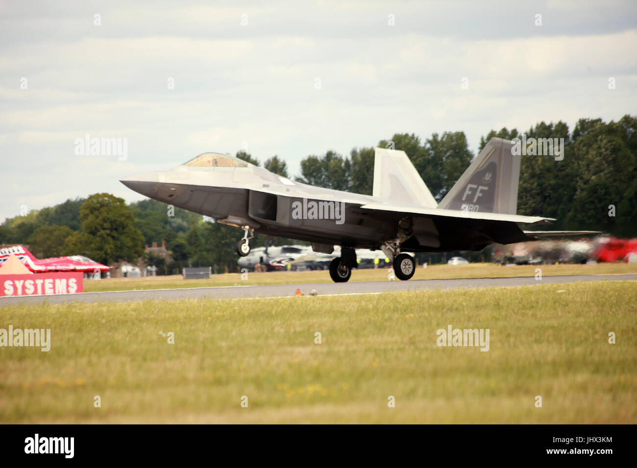 Raptor barrier system hi-res stock photography and images - Alamy