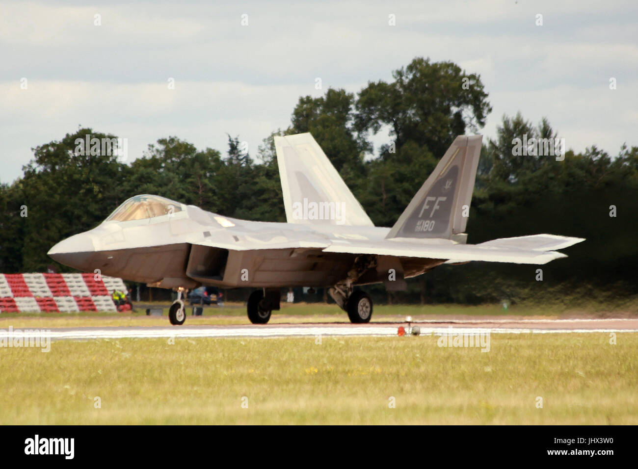 Raptor barrier system hi-res stock photography and images - Alamy