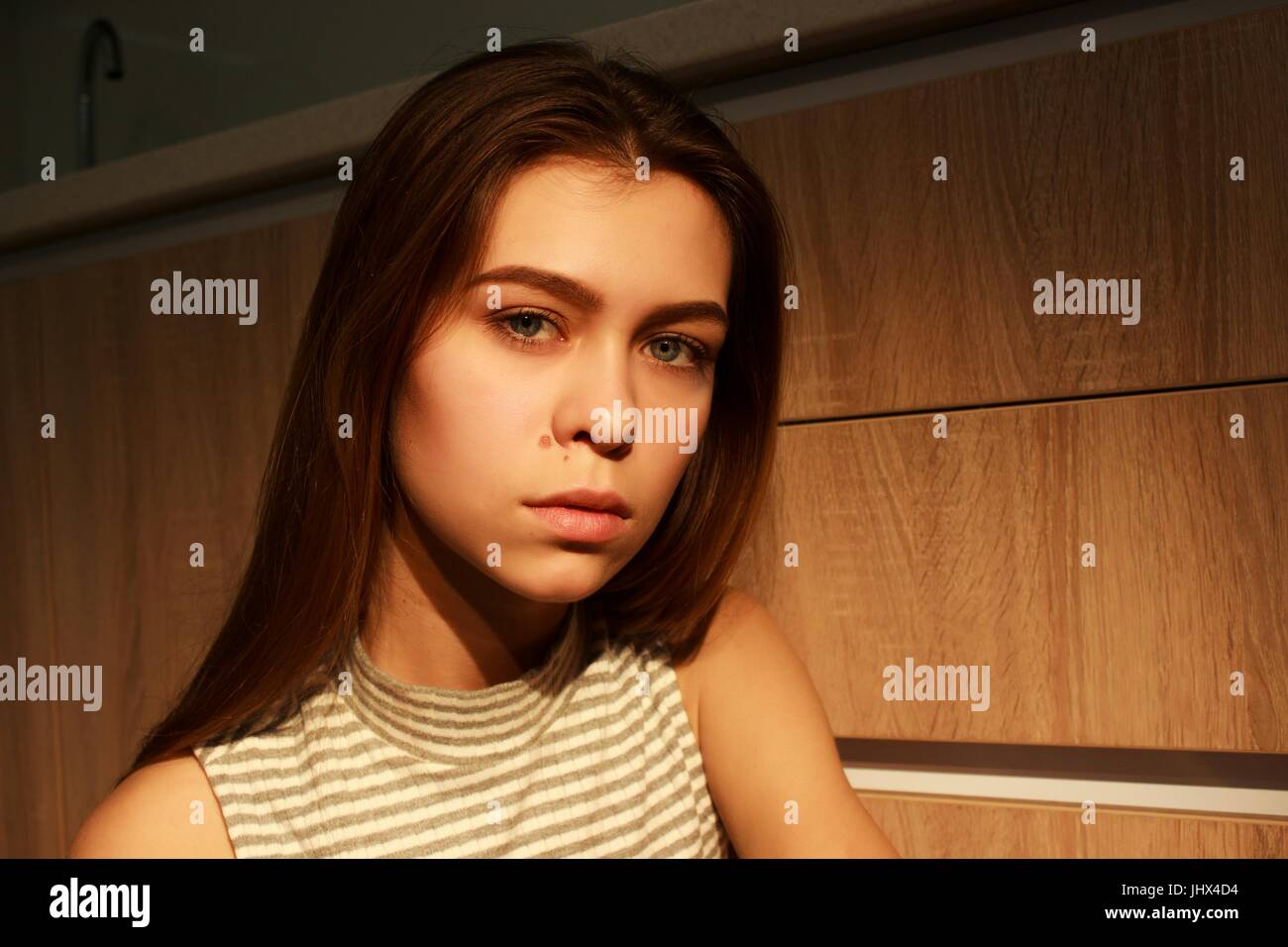 Posing at sunset hi-res stock photography and images - Alamy