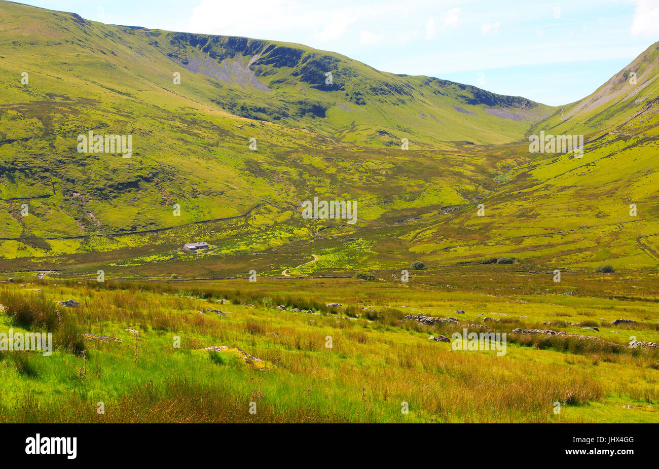 Upland landscape view to Foel Gron mountain, Mount Snowdon, Gwynedd ...