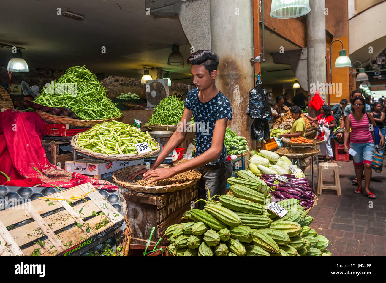 Port Louis, Mauritius - December 25, 2015: Central Market in Port Louis ...