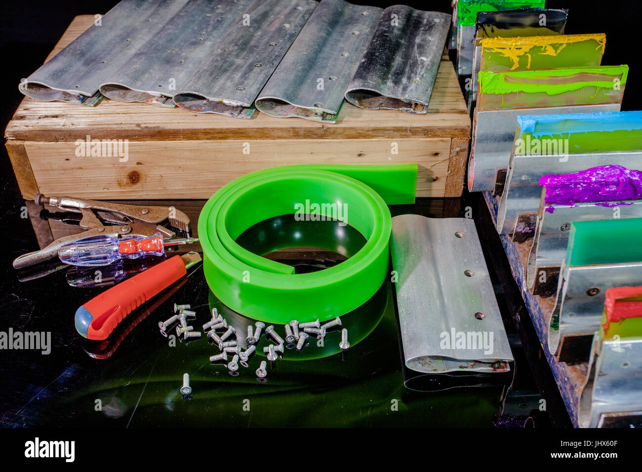 rubble print handle use for screen printing in tee shirt factory Stock ...