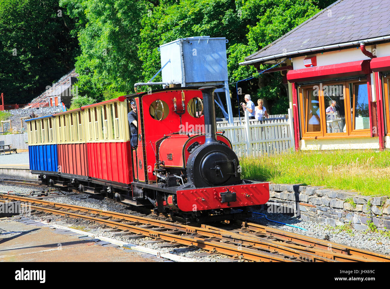 Steam locomotive engine train 'Elidor', Llanberis lake railway ...