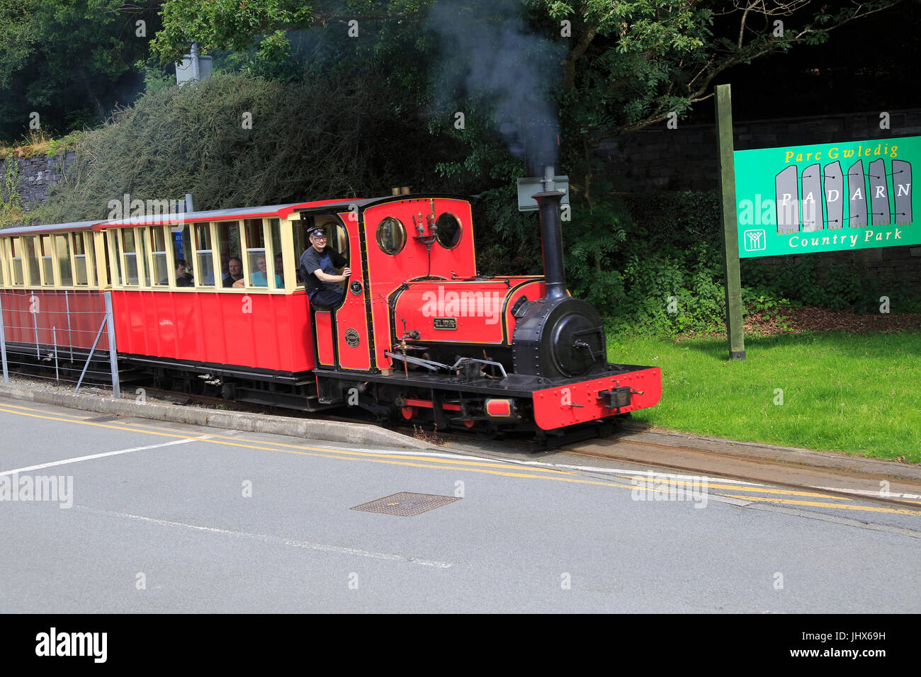 Steam locomotive engine train 'Elidor', Llanberis lake railway ...