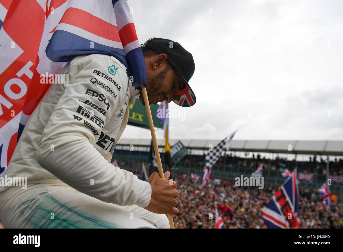 Silverstone Race Circuit, UK. Sunday 16th July 2017. Lewis Hamilton ...