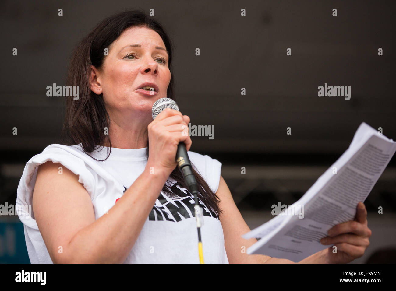 Autistic child with teacher hi-res stock photography and images - Alamy