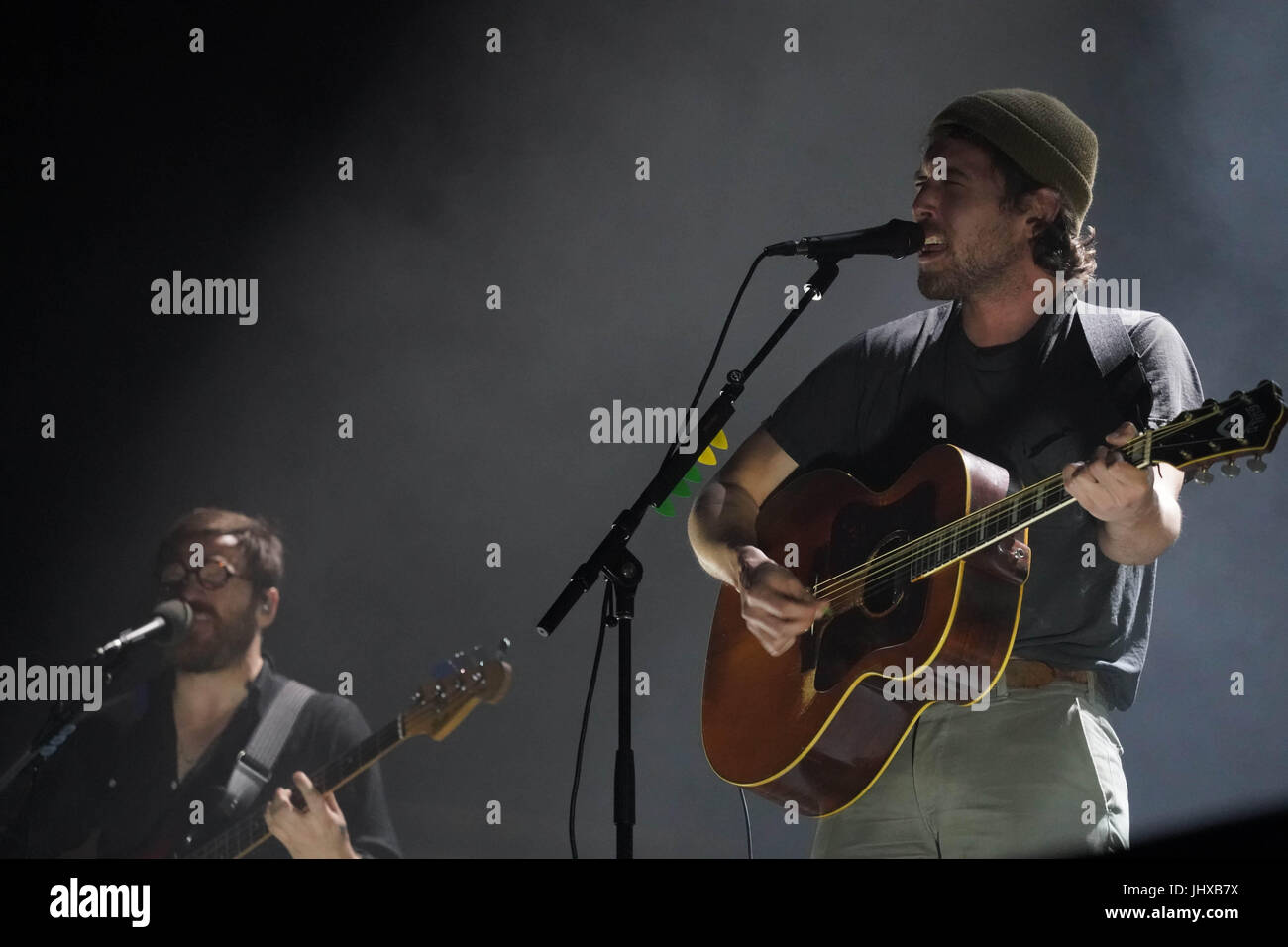 Robin pecknold singer hi-res stock photography and images - Alamy