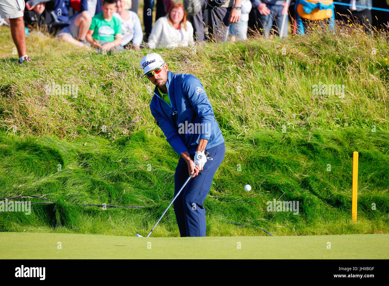 Golf tournament crowd hi-res stock photography and images - Alamy